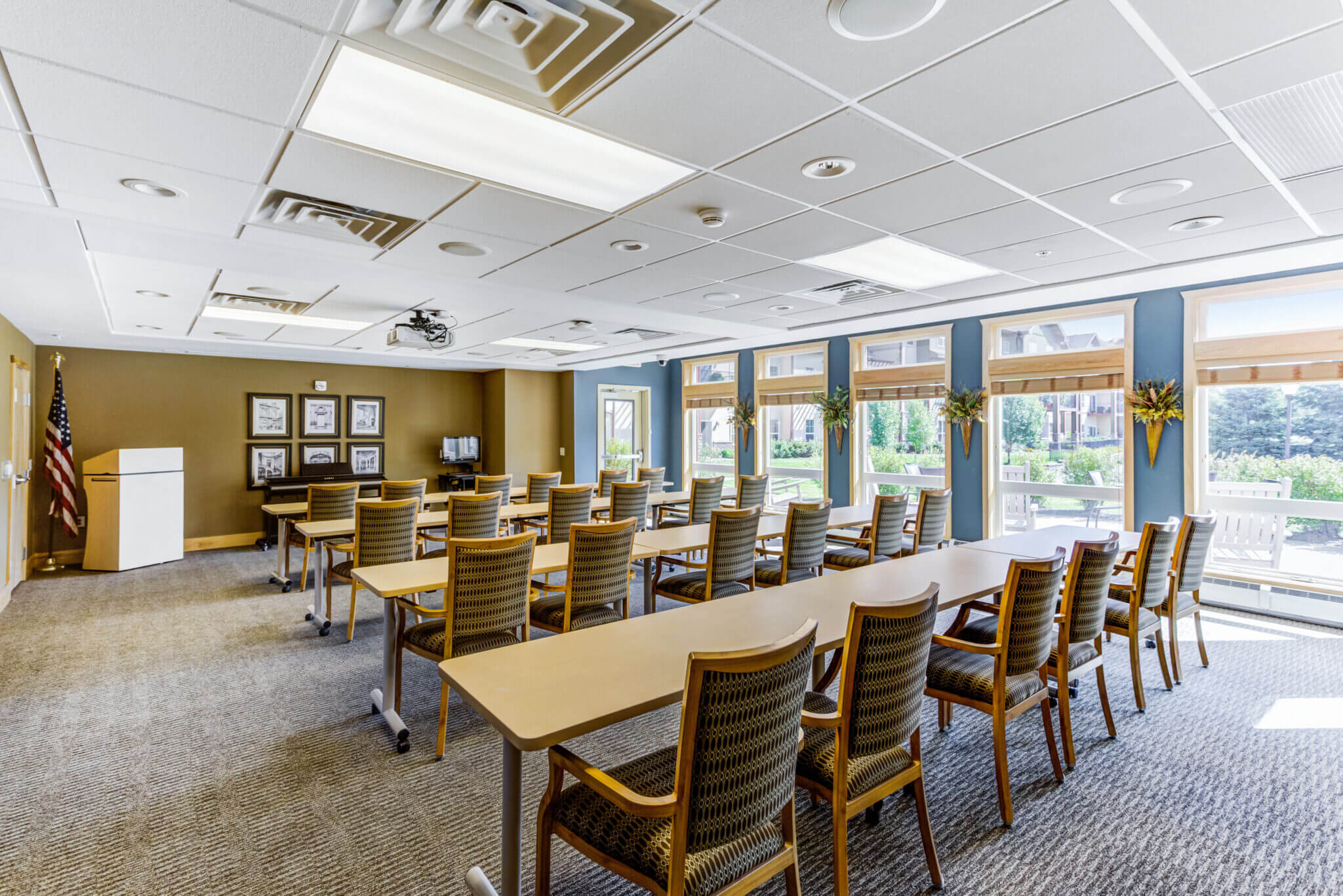 Photo Gallery - VOANS